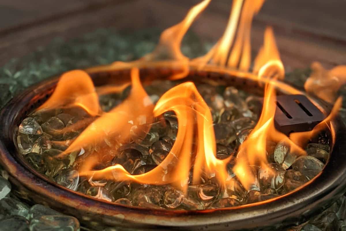 How Much Fire Glass for Your Fire Pit: Easy Calculation Guide